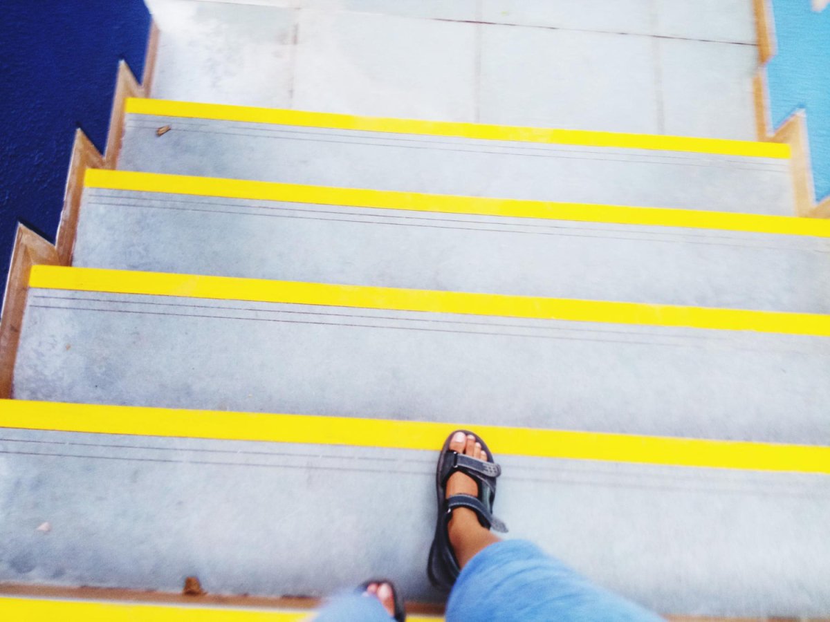 Anti-Slip Tips for a Safer and Accident-Free Staircase – Slips Away