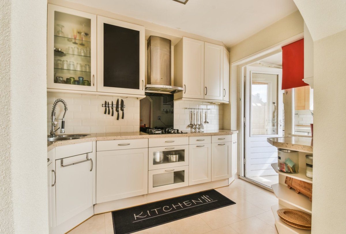 Best Anti-Slip Mats for Kitchens – Slips Away