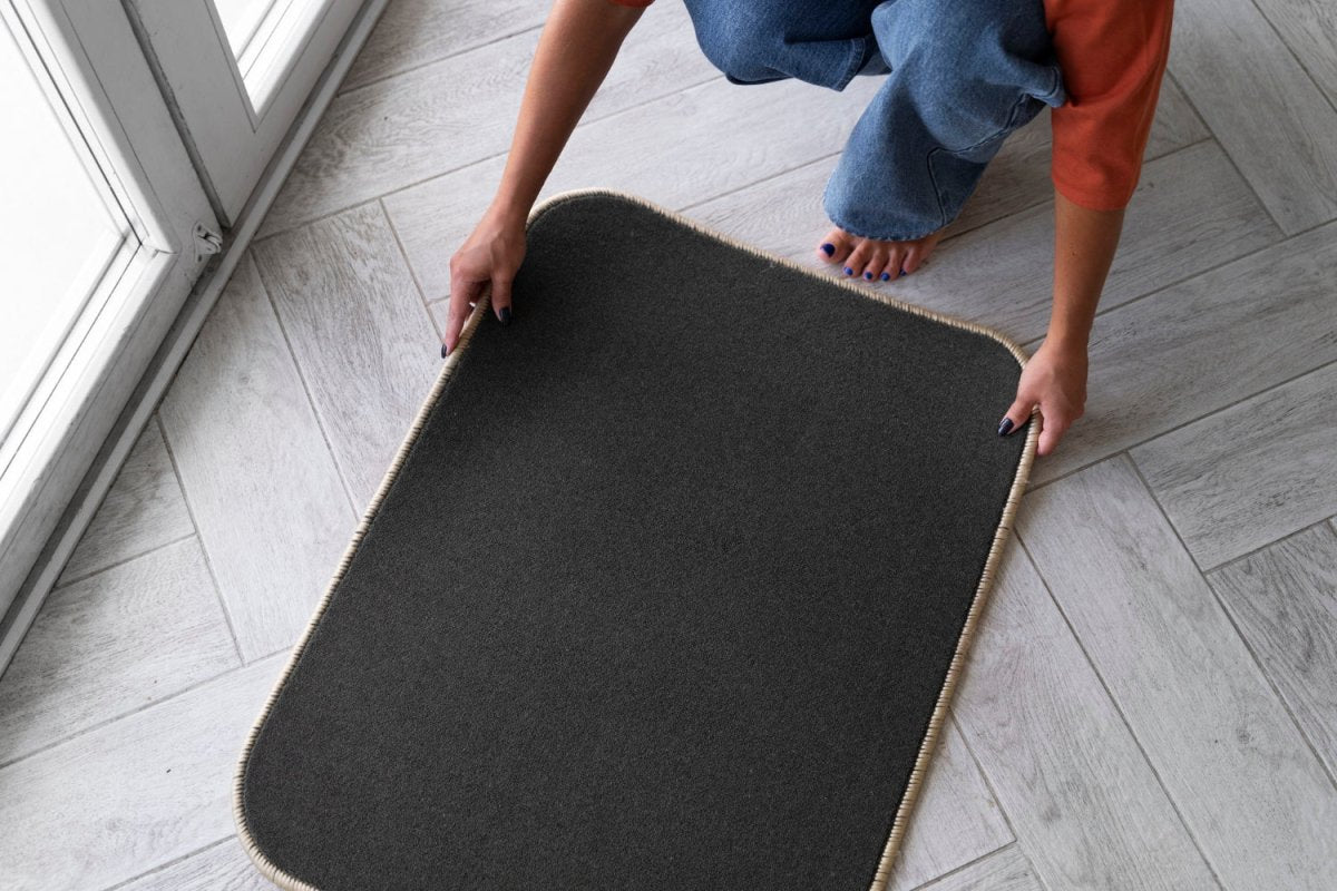 Choosing Anti-Slip Mat Materials for Long-Lasting Use – Slips Away